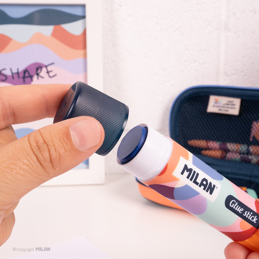 【MILAN】兒童專用變色口紅膠_調色盤藍_2入組 | meimaii 美賣